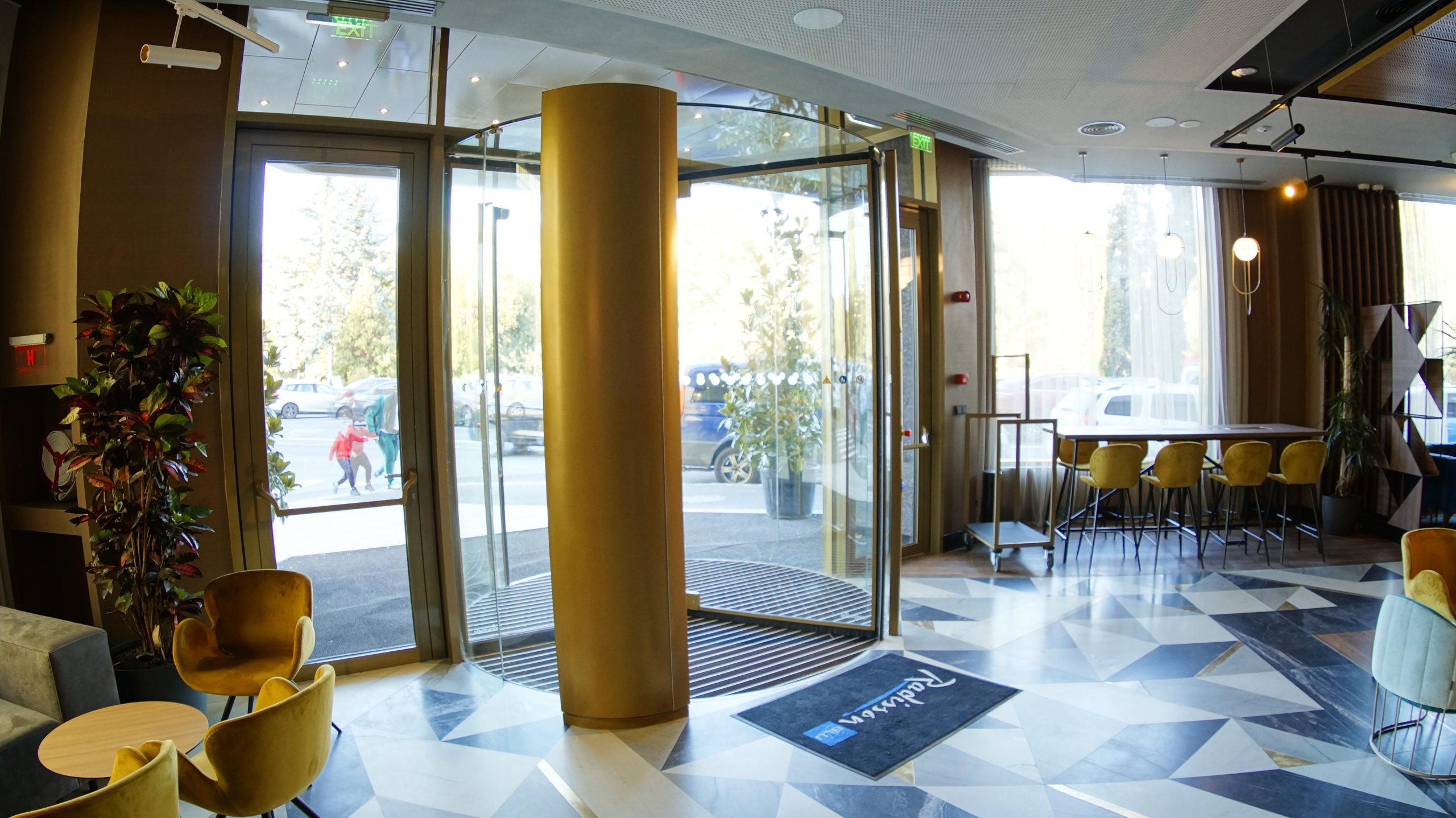 Hotel Radisson BLU Brasov - WinDoors Automatic